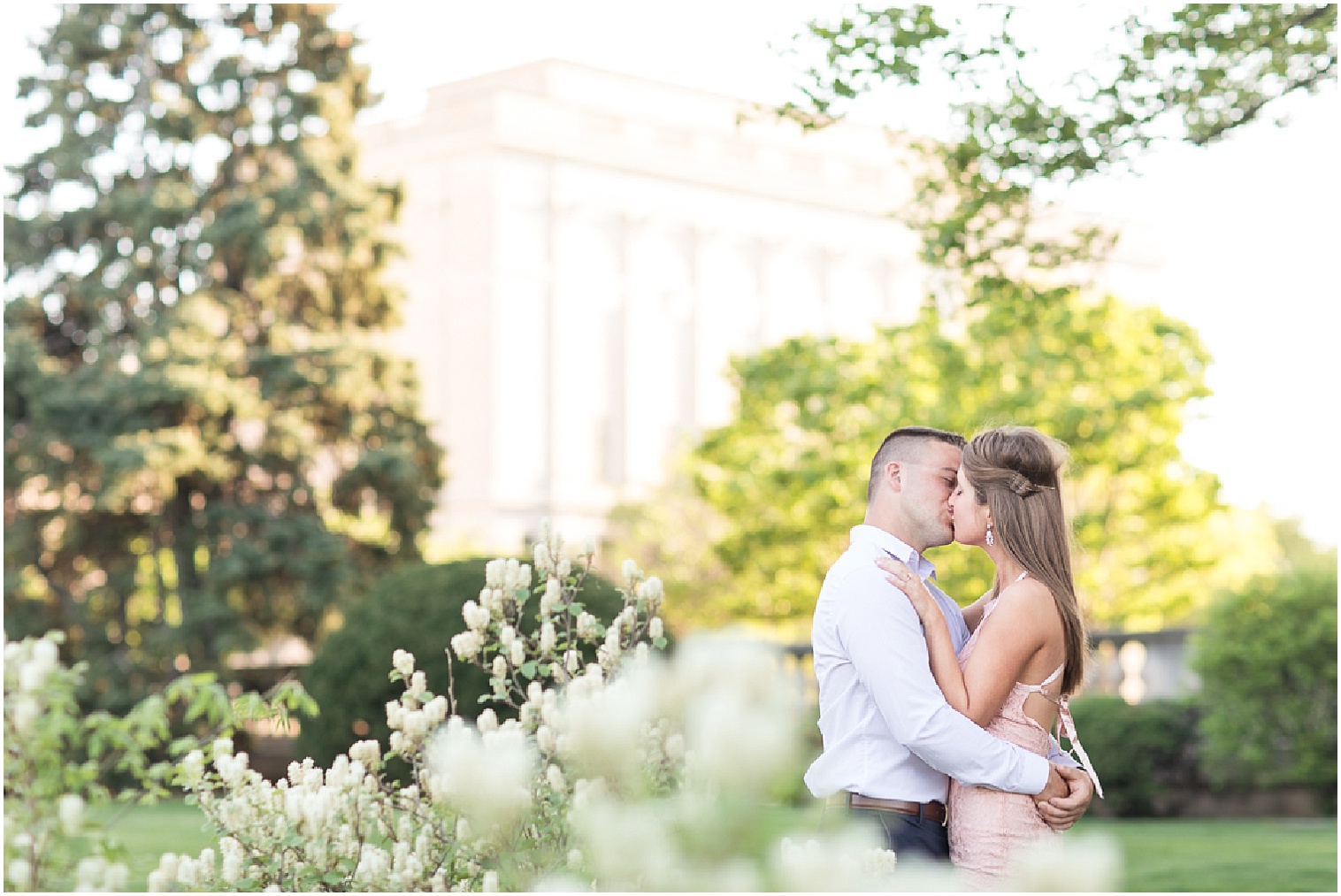 SPRINGFIELD DOWNTOWN SPRING ENGAGEMENT PHOTOGRAPHY - Jill Gum Photography